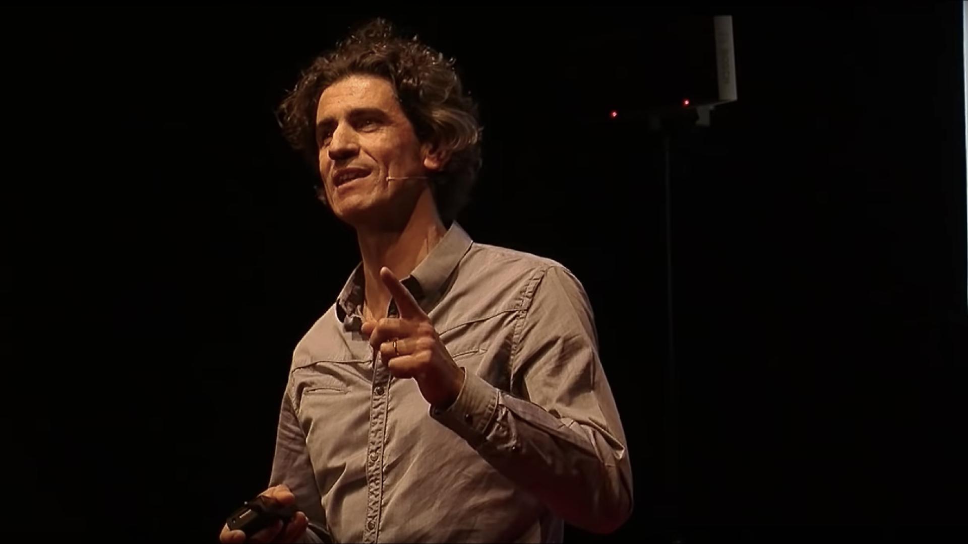 Portrait de Yannick Roudaut, essayiste, conférencier et entrepreneur ...